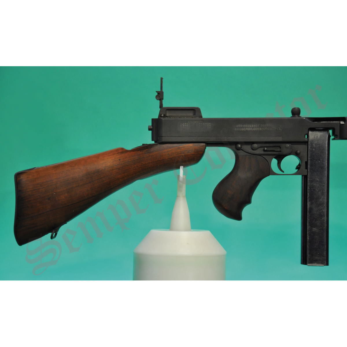 Savage Arms 1928A1 Thompson S-263xxx submachine gun (Original WW2)