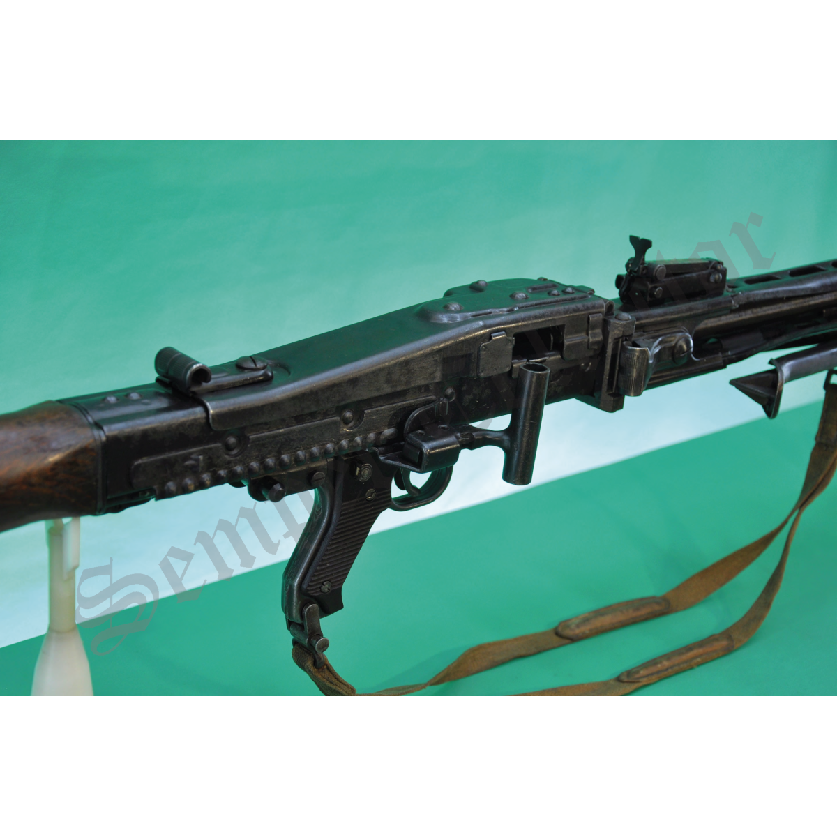 Machine gun MG42 (ar) Mauser (DF)1945 Original WH WW2 s/n 37xxa
