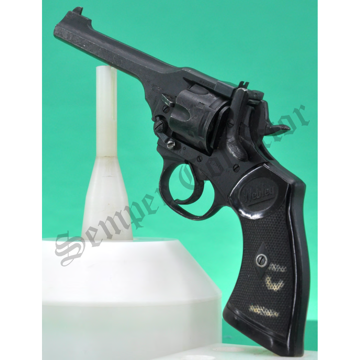 Revolver Webley & Scott Mark IV Cal. .38 "War Finish" WW2 s/n 141xxx